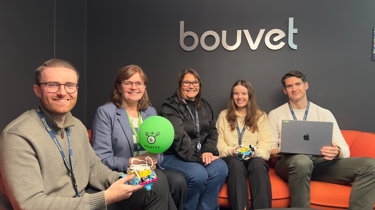 Bouvet ny prosjektsponsor for FIRST LEGO League hos VilVite - VilVite