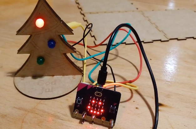 Hvordan programmere julelys med micro:bit ? - VilVite